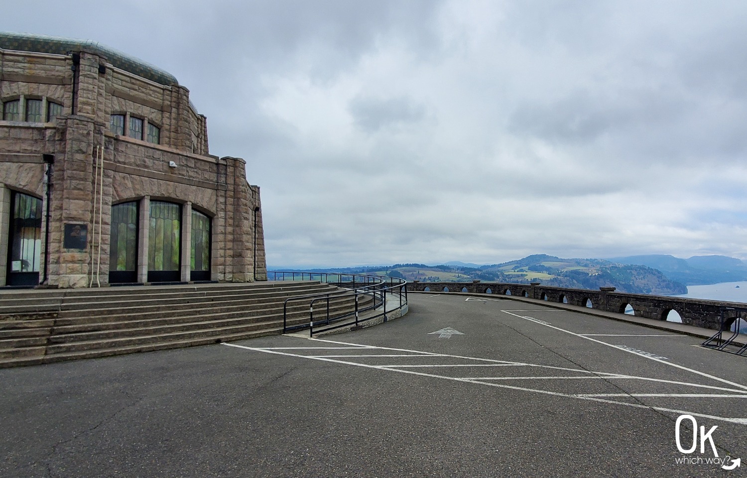Vista House at Crown Point - OK Which Way